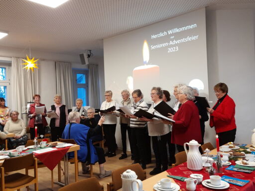 Seniorenadvent in Höxter - Evangelische Weser-Nethe-Kirchengemeinde Höxter